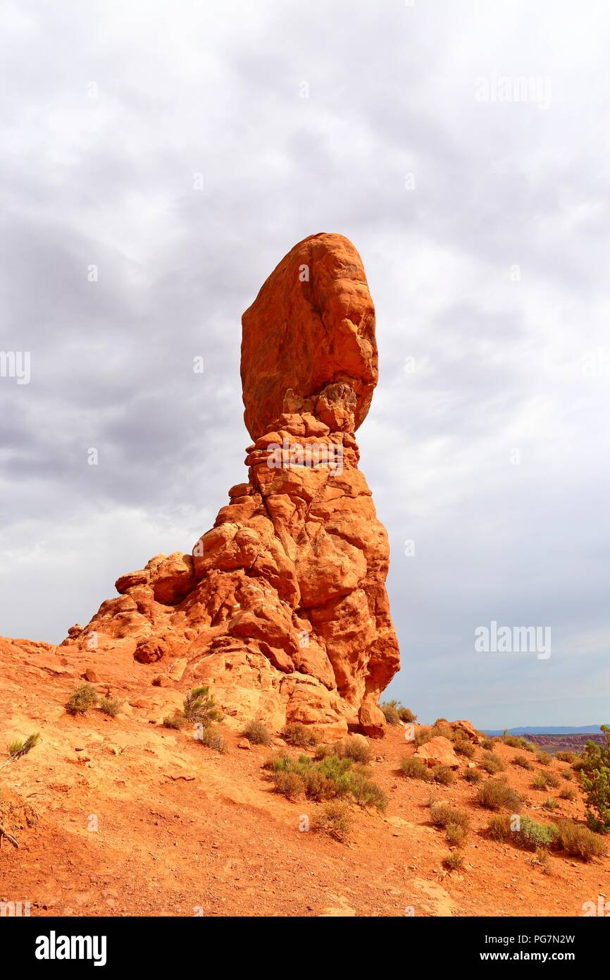 Double rock tunnel hi-res stock photography and images - Alamy