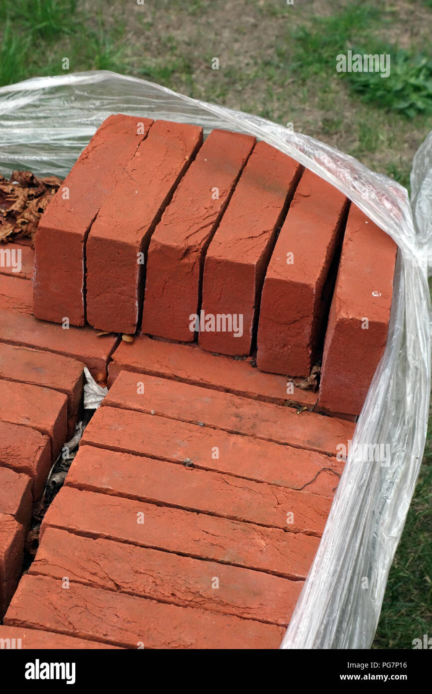 Hand made bricks hi-res stock photography and images - Alamy