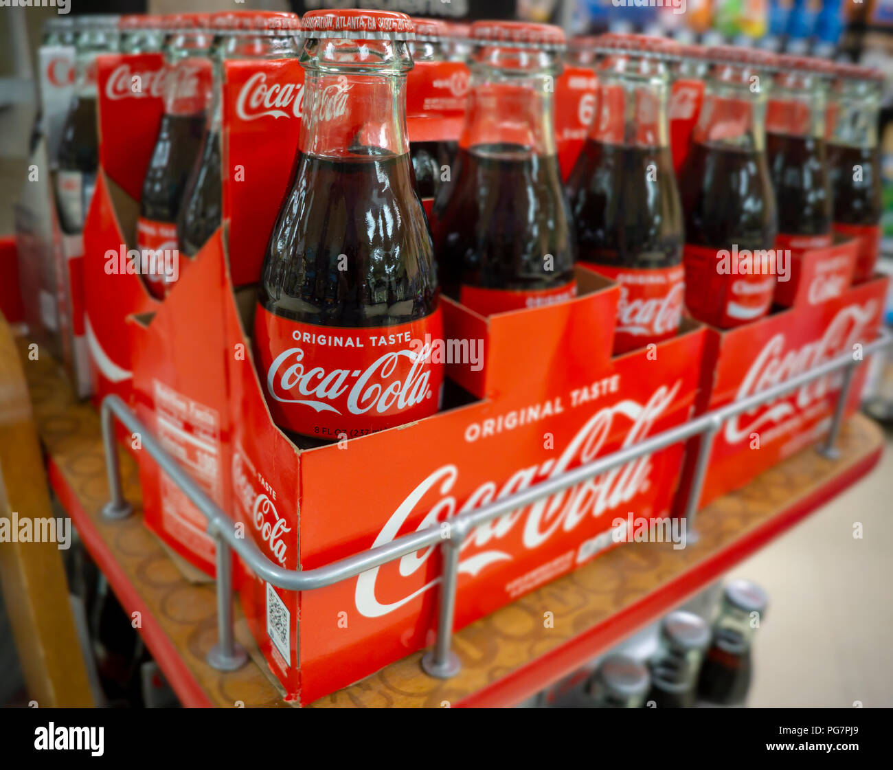 Miniature coca cola bottle hi-res stock photography and images - Alamy