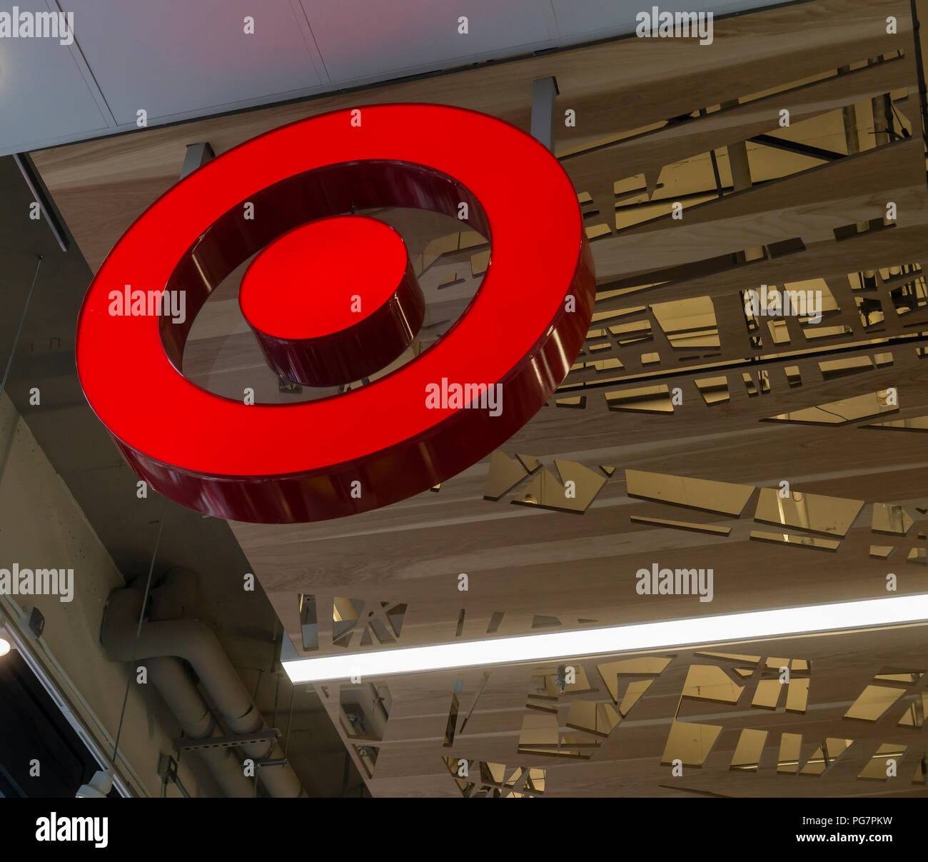 Urban targets hi-res stock photography and images - Alamy
