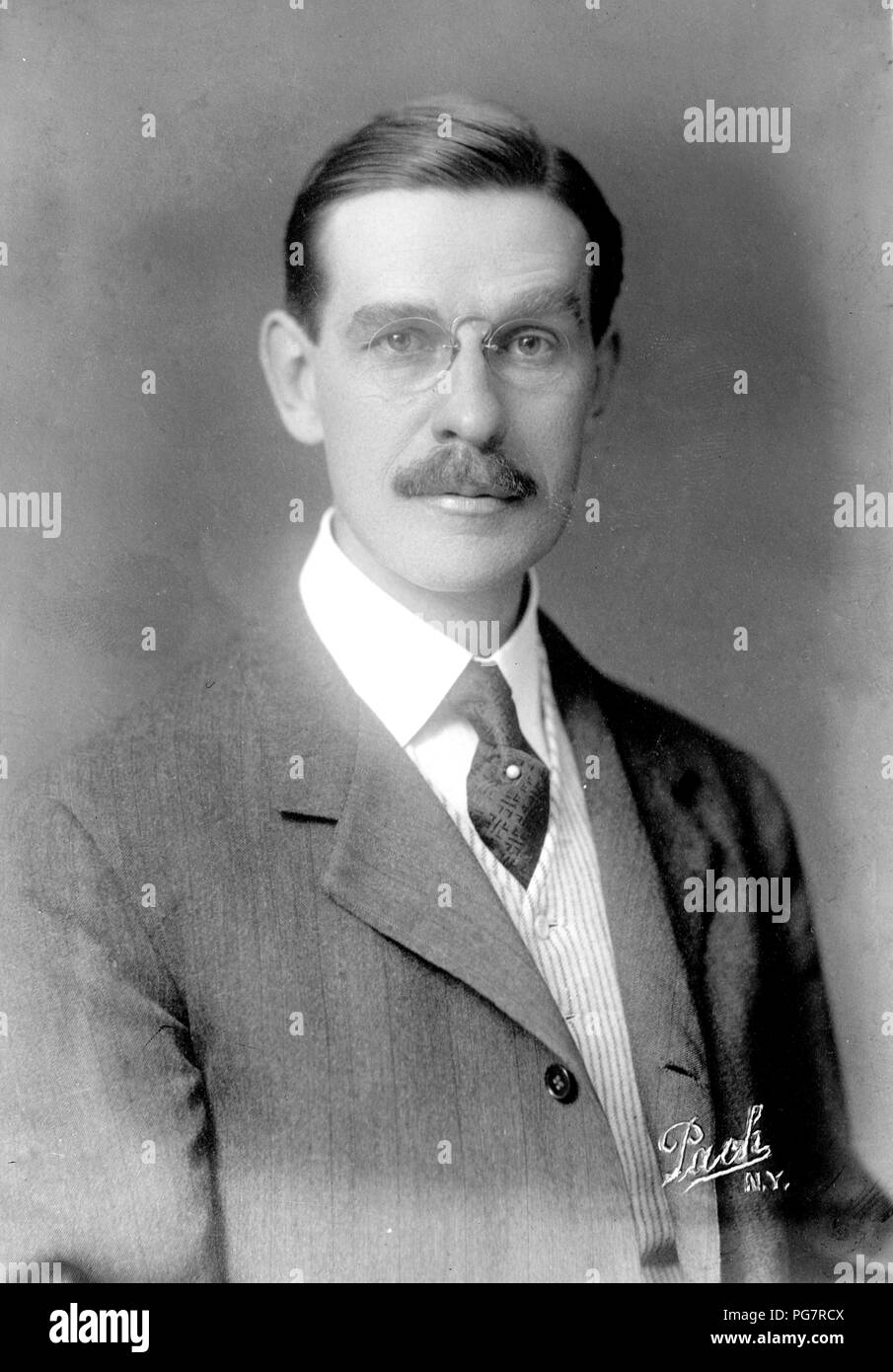 Scudder hi-res stock photography and images - Alamy