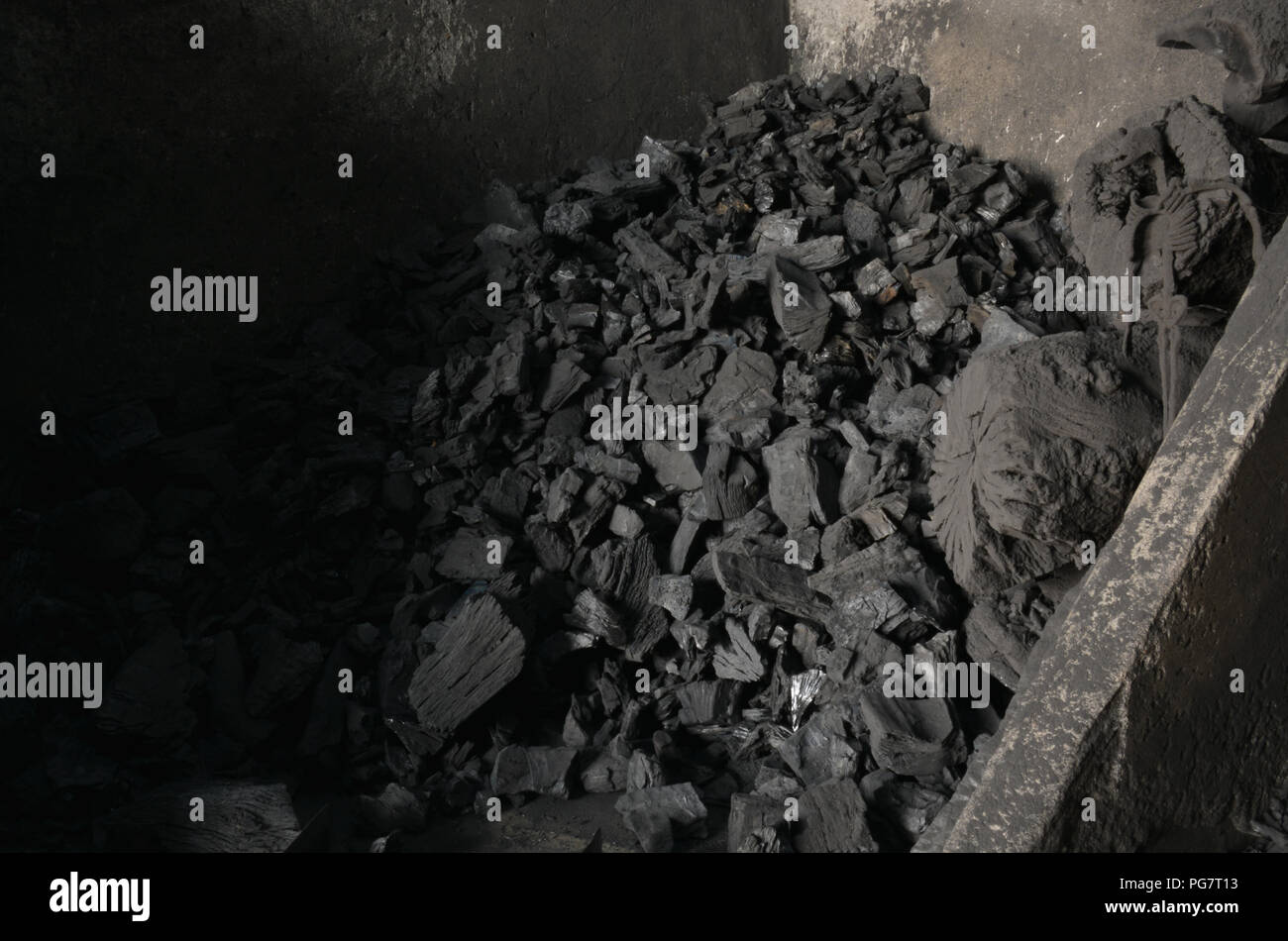 discovering perfume colors in the oriental markets,a coal store Stock ...