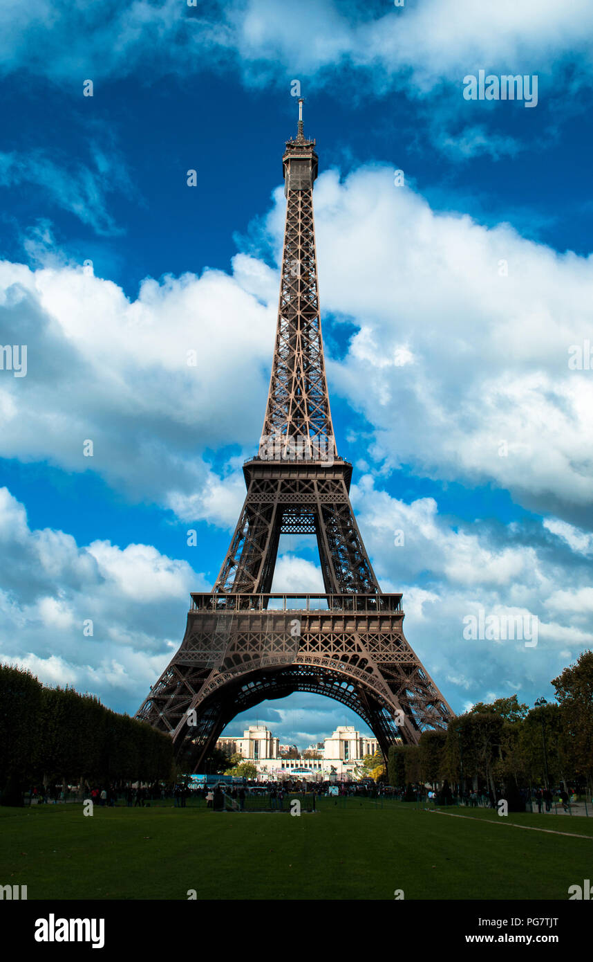 Eiffel tower names hi-res stock photography and images - Alamy