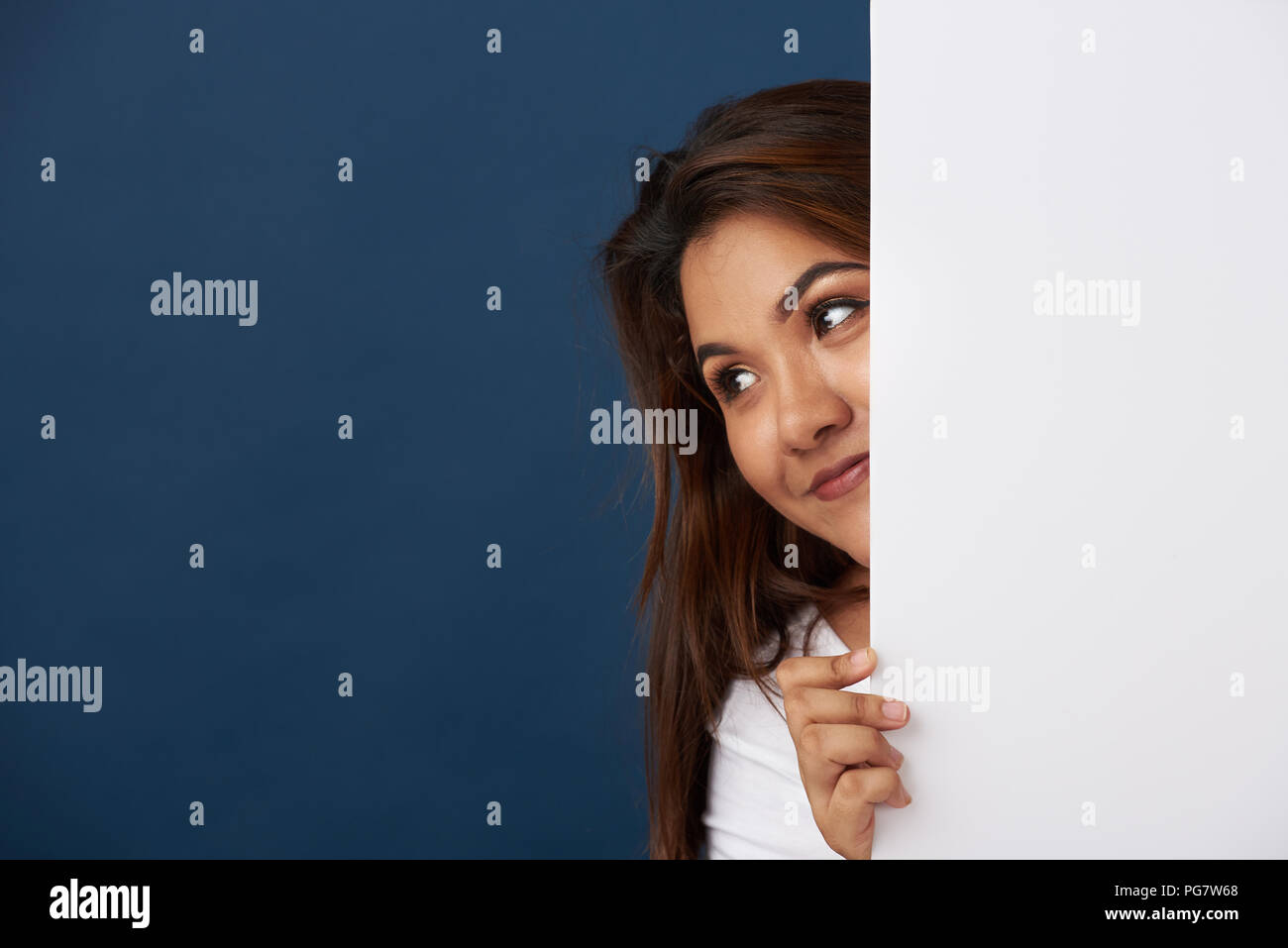 Profile of paper hi-res stock photography and images - Alamy