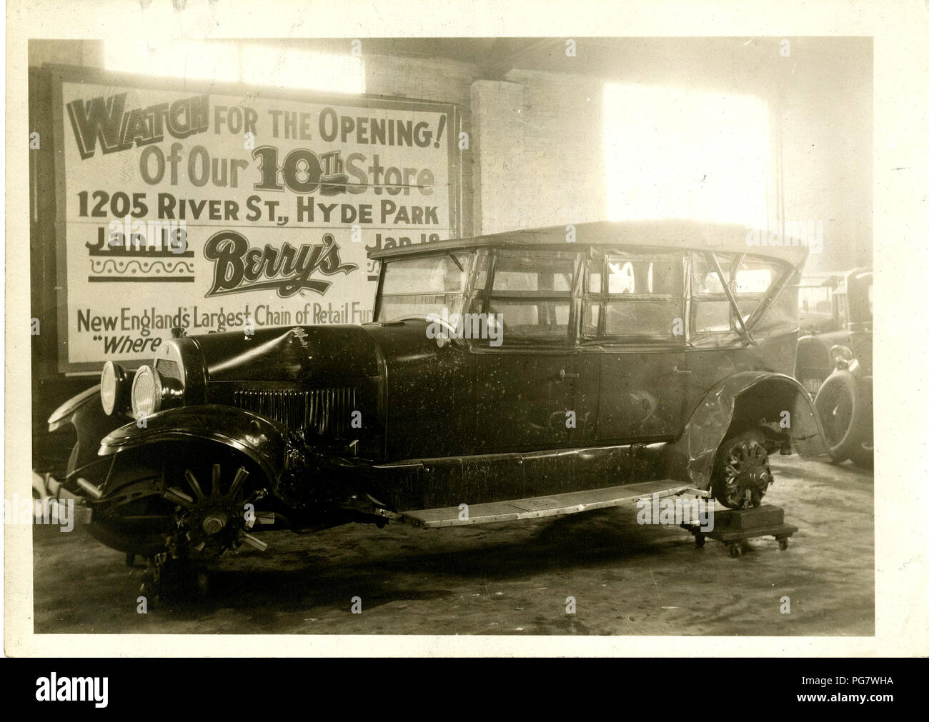1920s car accident hi-res stock photography and images - Alamy