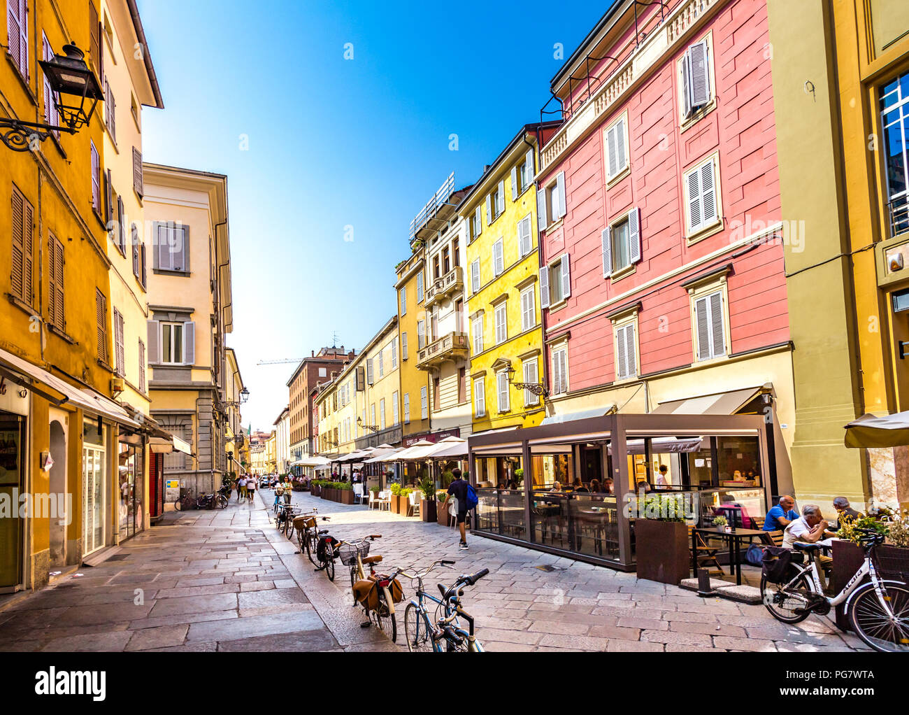 Parma italy town streets hi-res stock photography and images - Alamy
