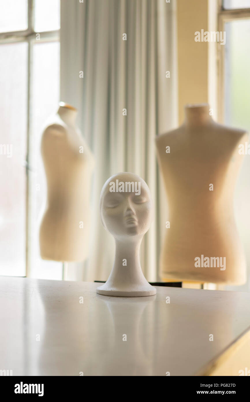 Dressmakers models hi-res stock photography and images - Alamy