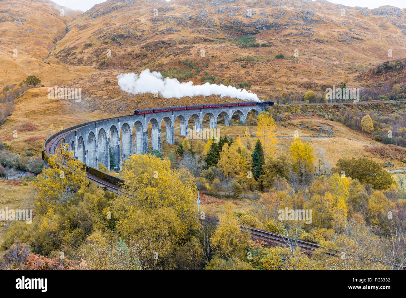 Train scotland highlands hi-res stock photography and images - Alamy