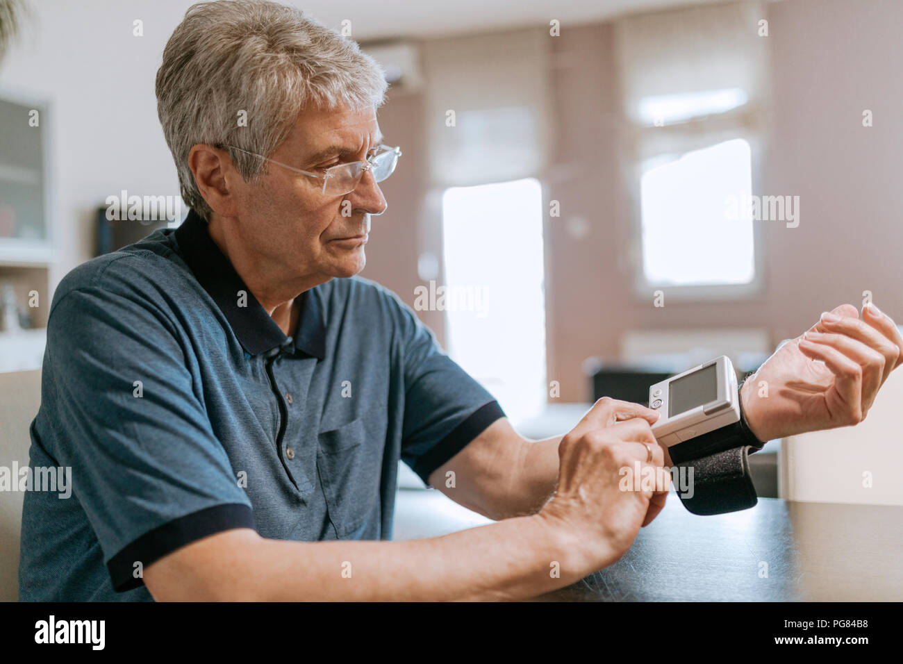 Process taking blood test hi-res stock photography and images - Alamy