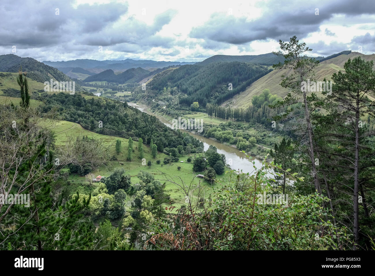 Whanganui river hi-res stock photography and images - Alamy