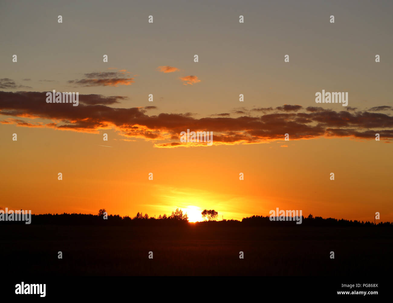Texture sky clouds rays hi-res stock photography and images - Alamy