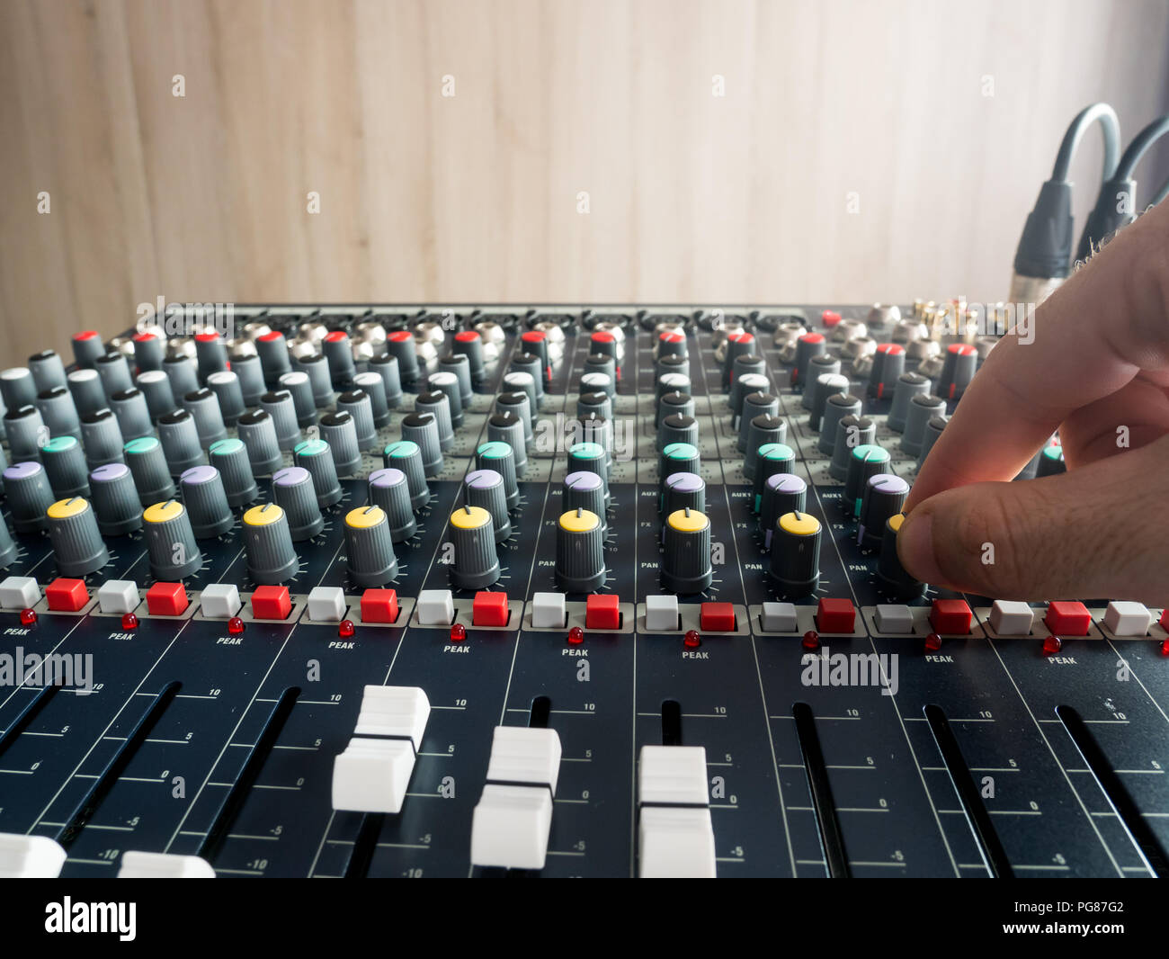 Recording console hi-res stock photography and images - Alamy