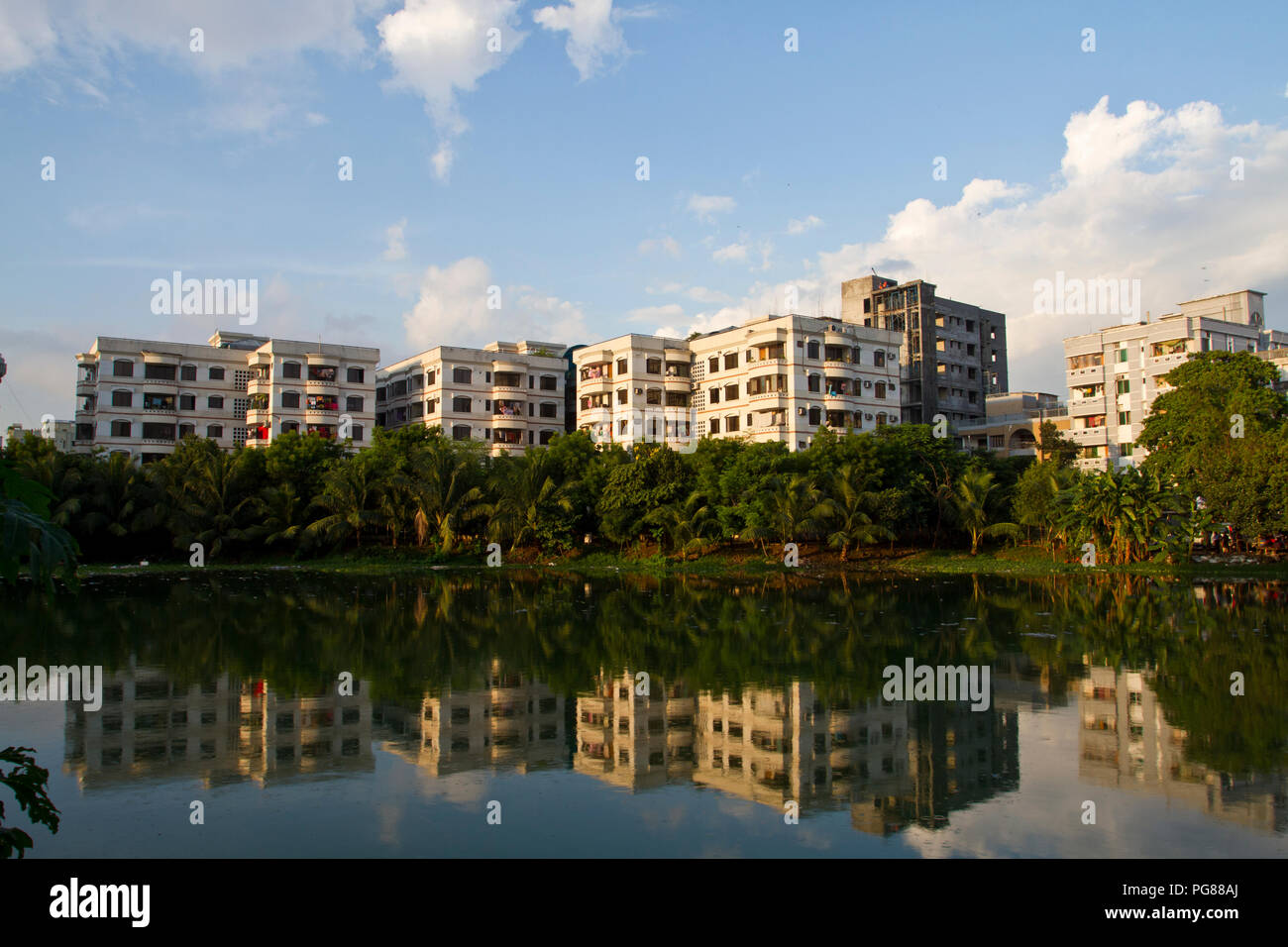A view of a residential area beside the Gulshan Lake. Dhaka, Bangladesh ...