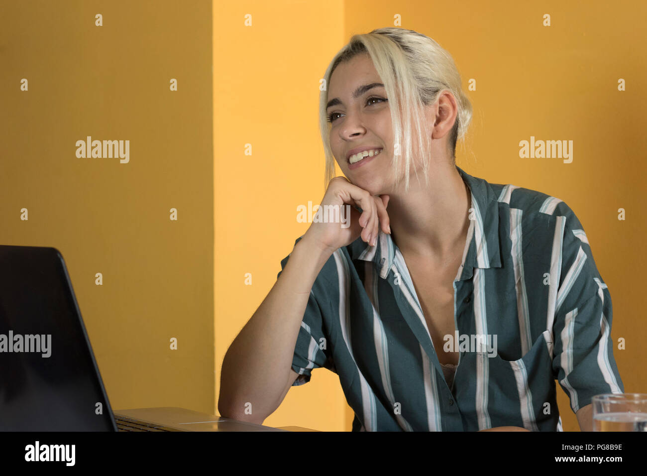 Cerebro humano hi-res stock photography and images - Alamy