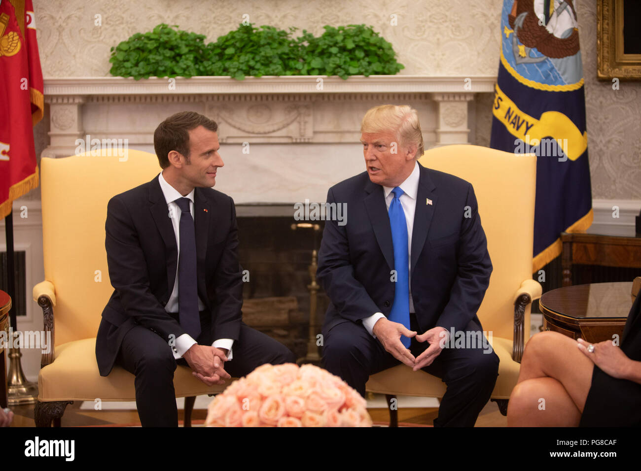 President trump french emmanuel hi-res stock photography and images - Alamy