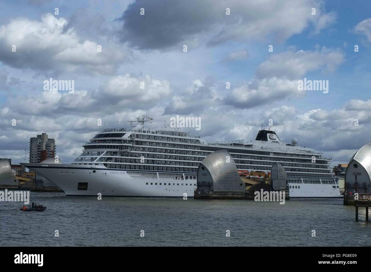 Viking thames barrier hi-res stock photography and images - Alamy