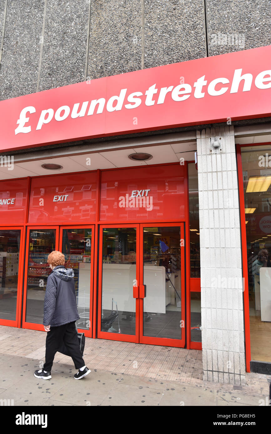 Poundstretcher wood green hi-res stock photography and images - Alamy