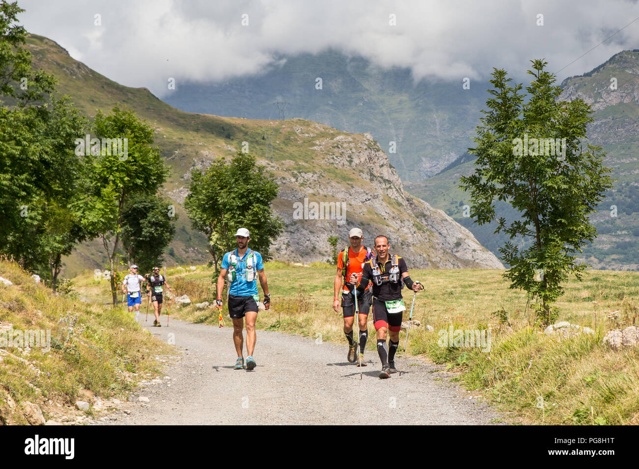 Cirque de Gavarnie, France. 24th Aug, 2018. Runners participating in ...