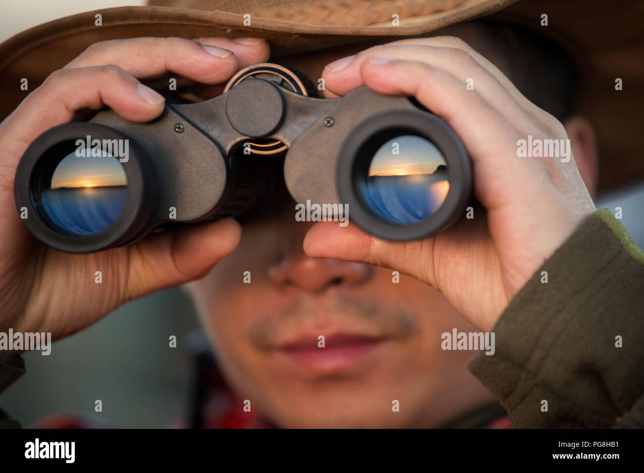 (180824) -- -MAASAI MARA, Aug. 24, 2018 (Xinhua) -- Chinese wildlife ...