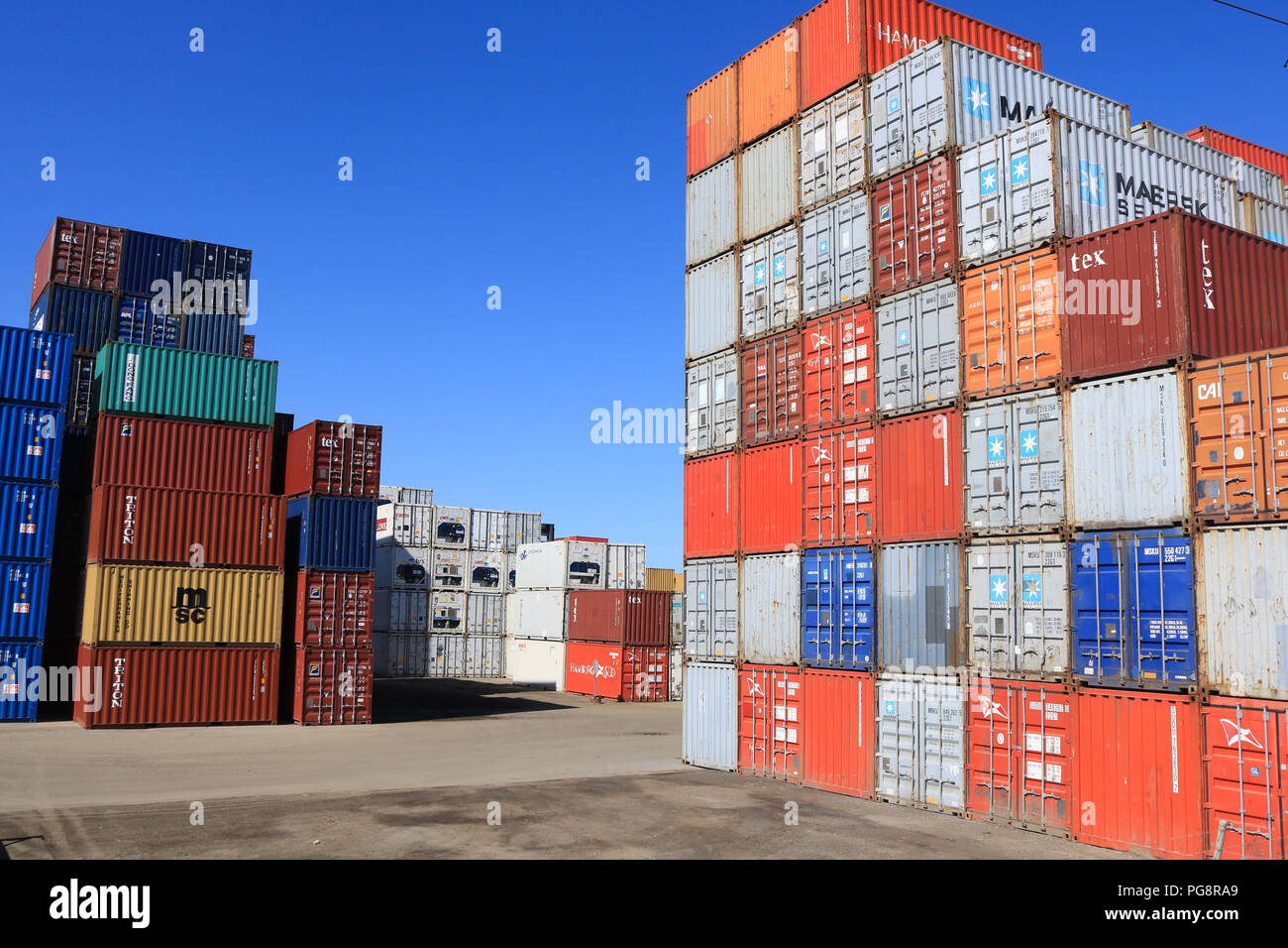 News transport stack hi-res stock photography and images - Alamy