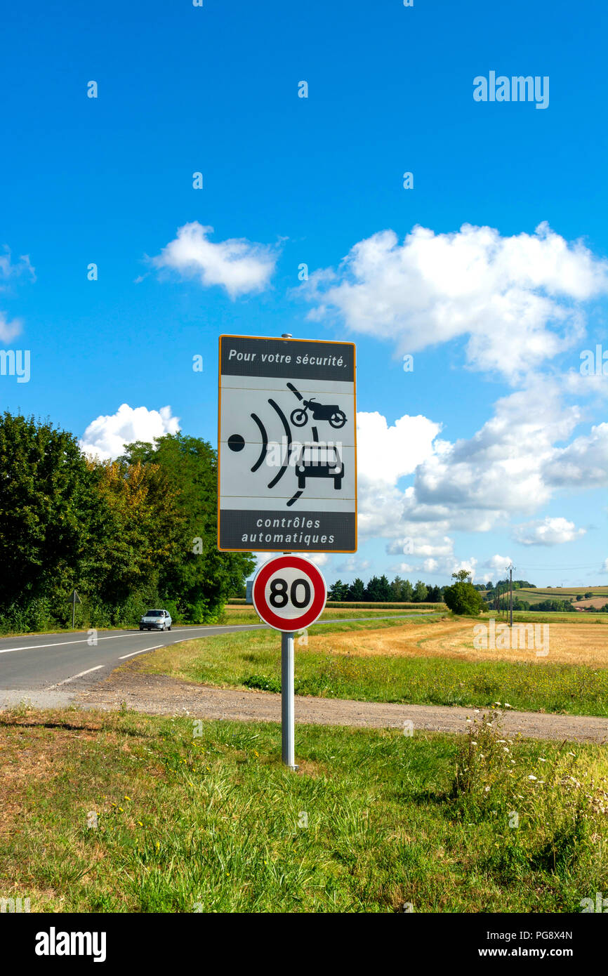 Speed limit 80 sign hi-res stock photography and images - Alamy
