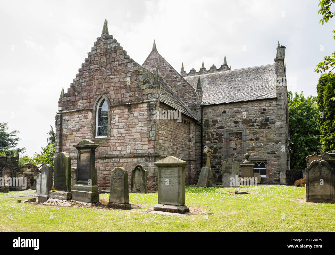 Duddingston hi-res stock photography and images - Alamy