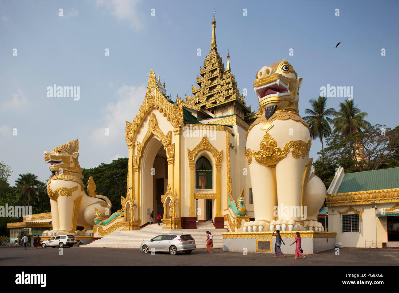 West gate, Shwedagon pagoda, Yangon, Myanmar, Asia Stock Photo - Alamy