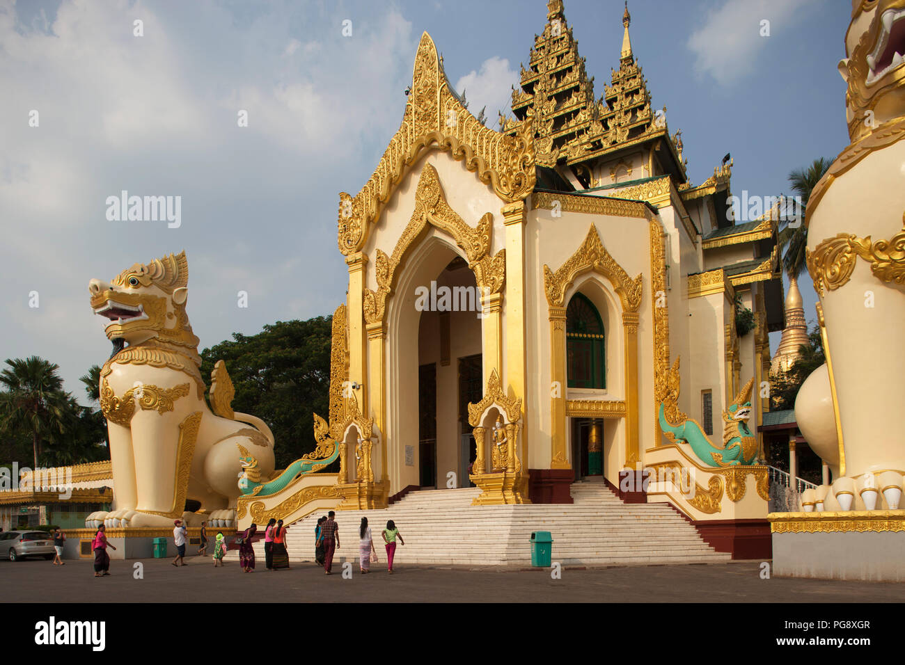 Myanmar gate hi-res stock photography and images - Alamy
