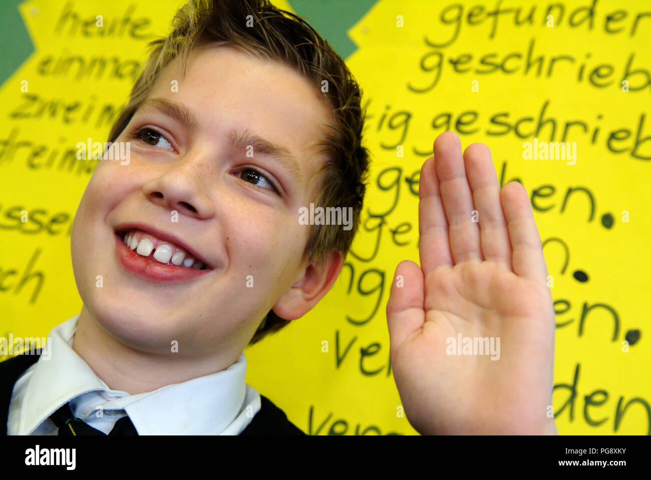 Secondary schoolchildren at Gordano School in a German language lesson ...