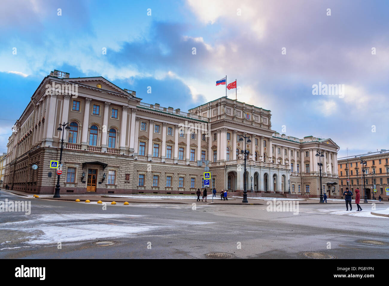 Mariinsky palace hi-res stock photography and images - Alamy