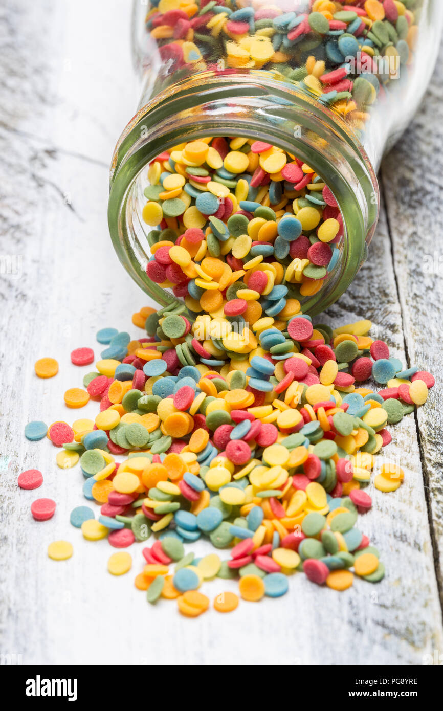 Confetti decor hi-res stock photography and images - Alamy