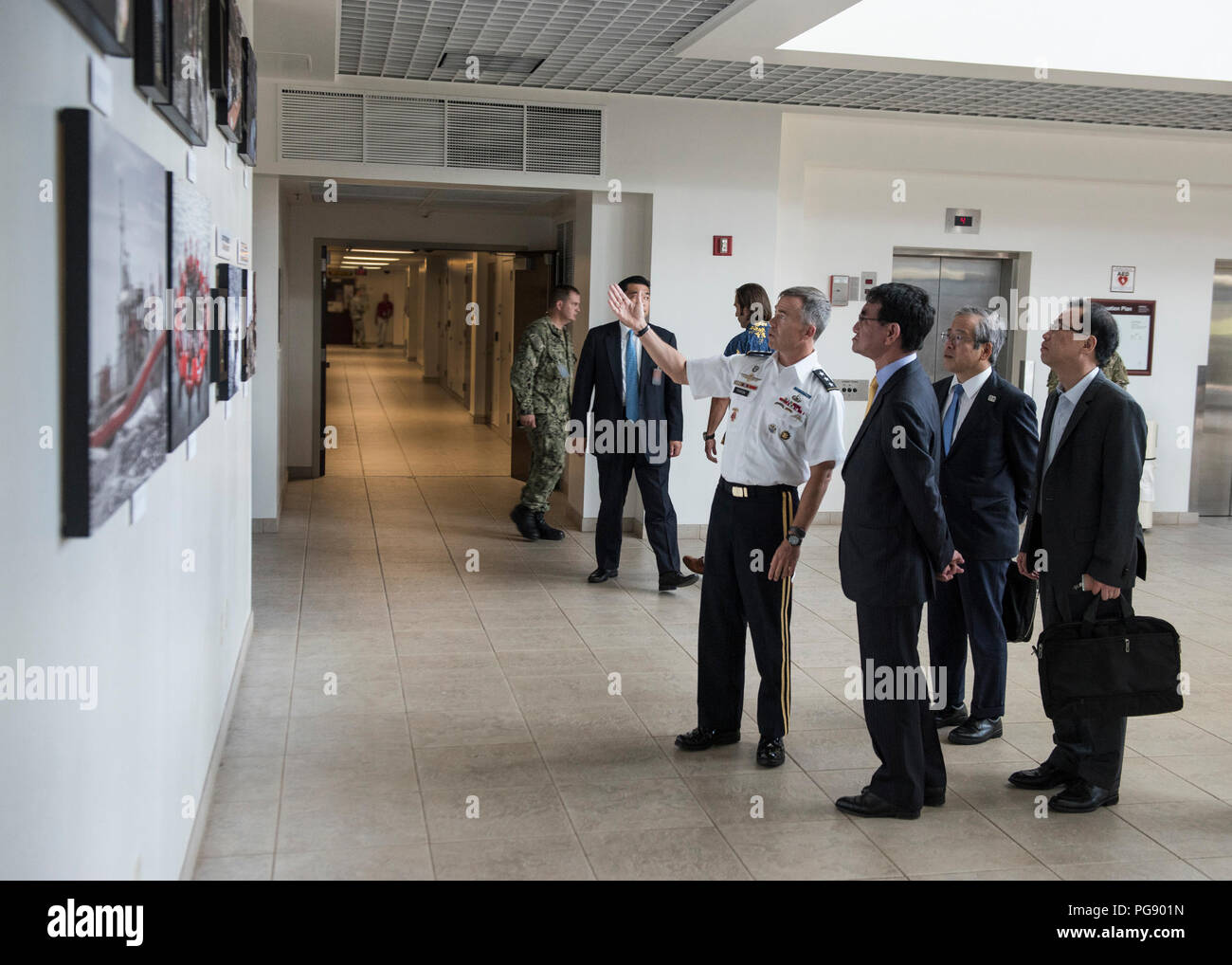 CAMP H.M. Smith, Hawaii (Aug. 22, 2018)—Lt. Gen. Bryan Fenton, deputy ...