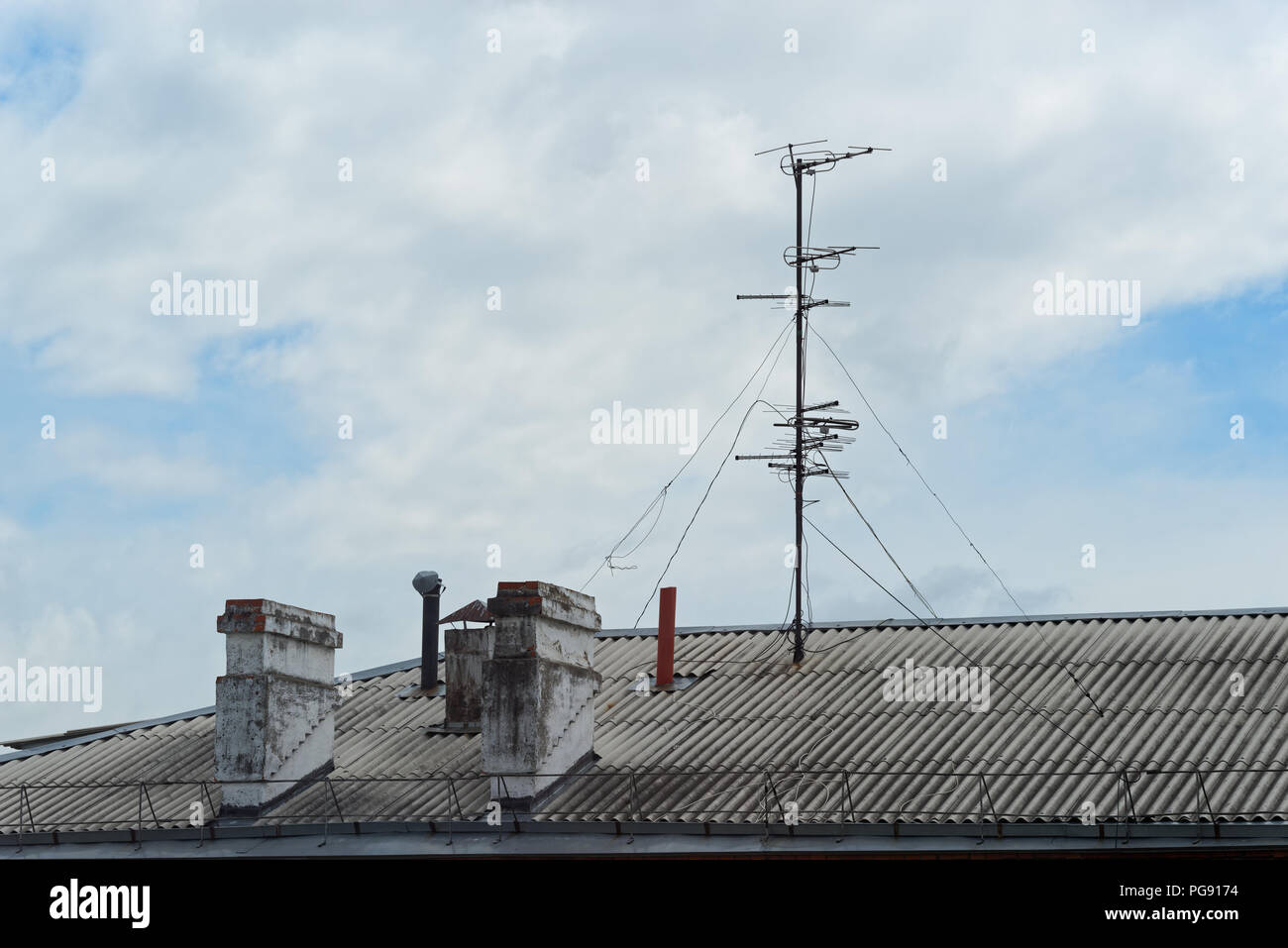 Antenna chimney hi-res stock photography and images - Alamy