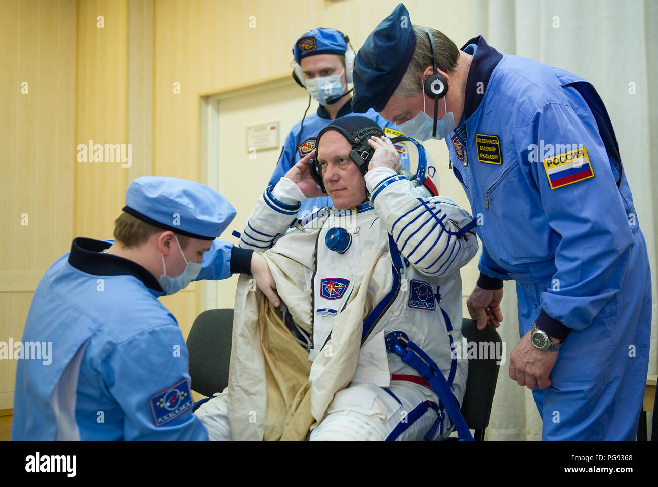 Sokol space suit hi-res stock photography and images - Alamy