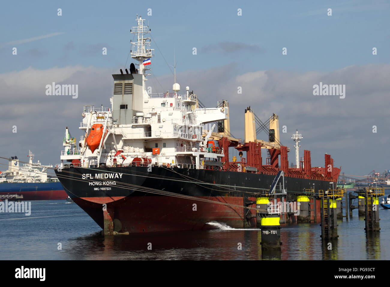 The bulk carrier SFL Medway is on 13 July 2018 in the port of Rotterdam ...