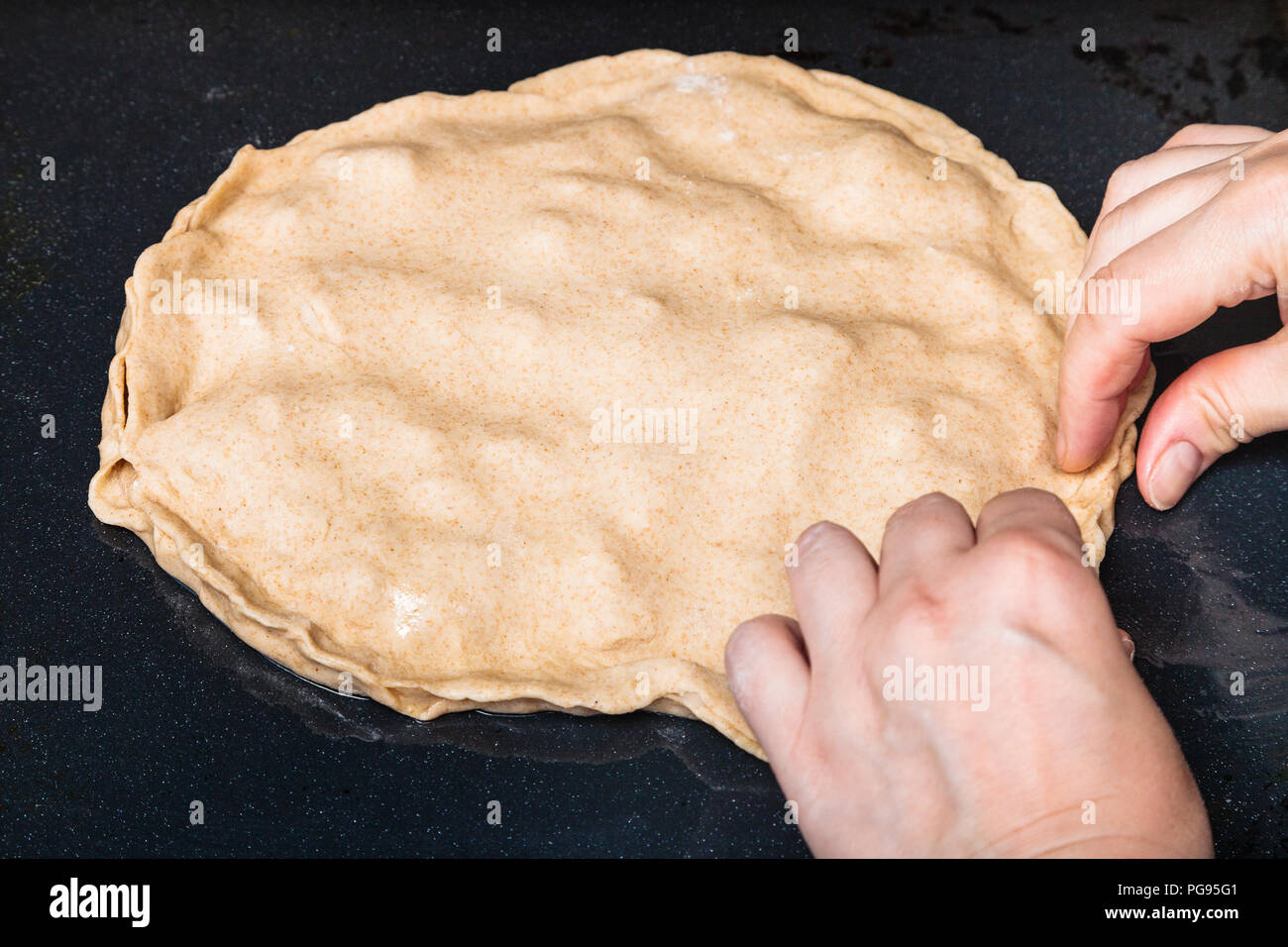 Closing the pan hi-res stock photography and images - Alamy