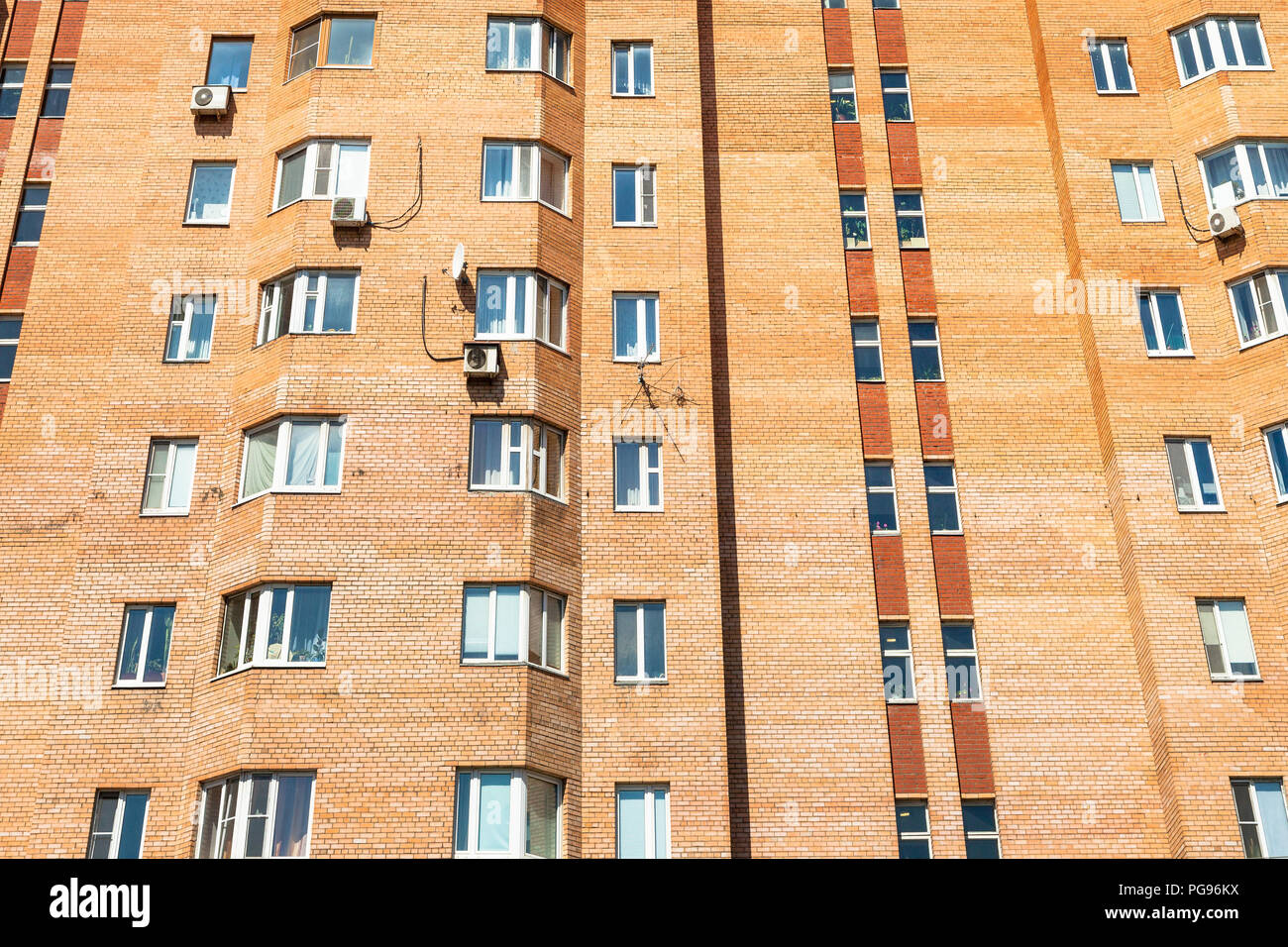 Multi storey residential building brick hi-res stock photography and ...