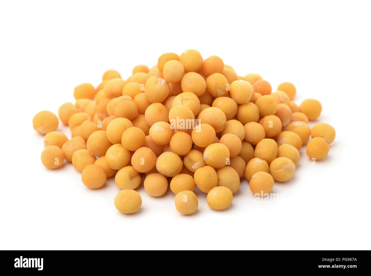 Yellow peas farm hi-res stock photography and images - Alamy