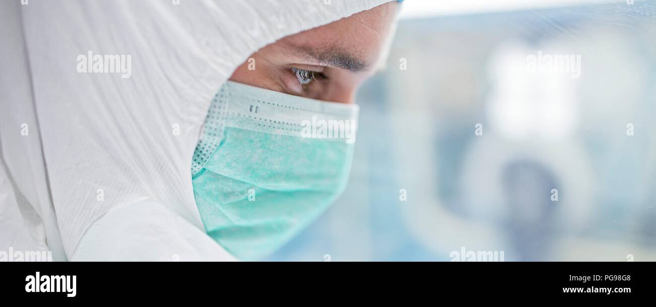 Technician hi-res stock photography and images - Alamy