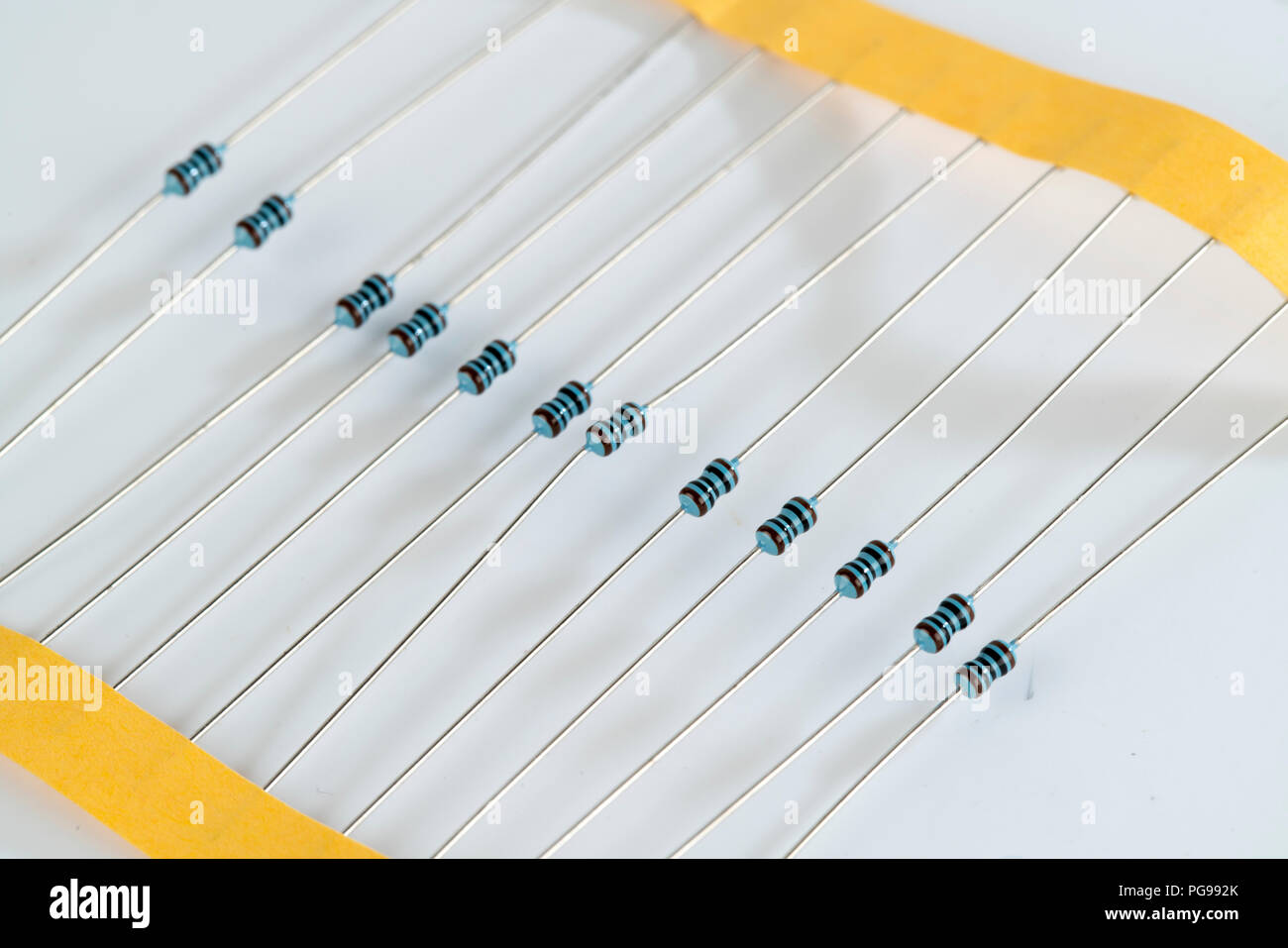 Electronic resistors hi-res stock photography and images - Alamy