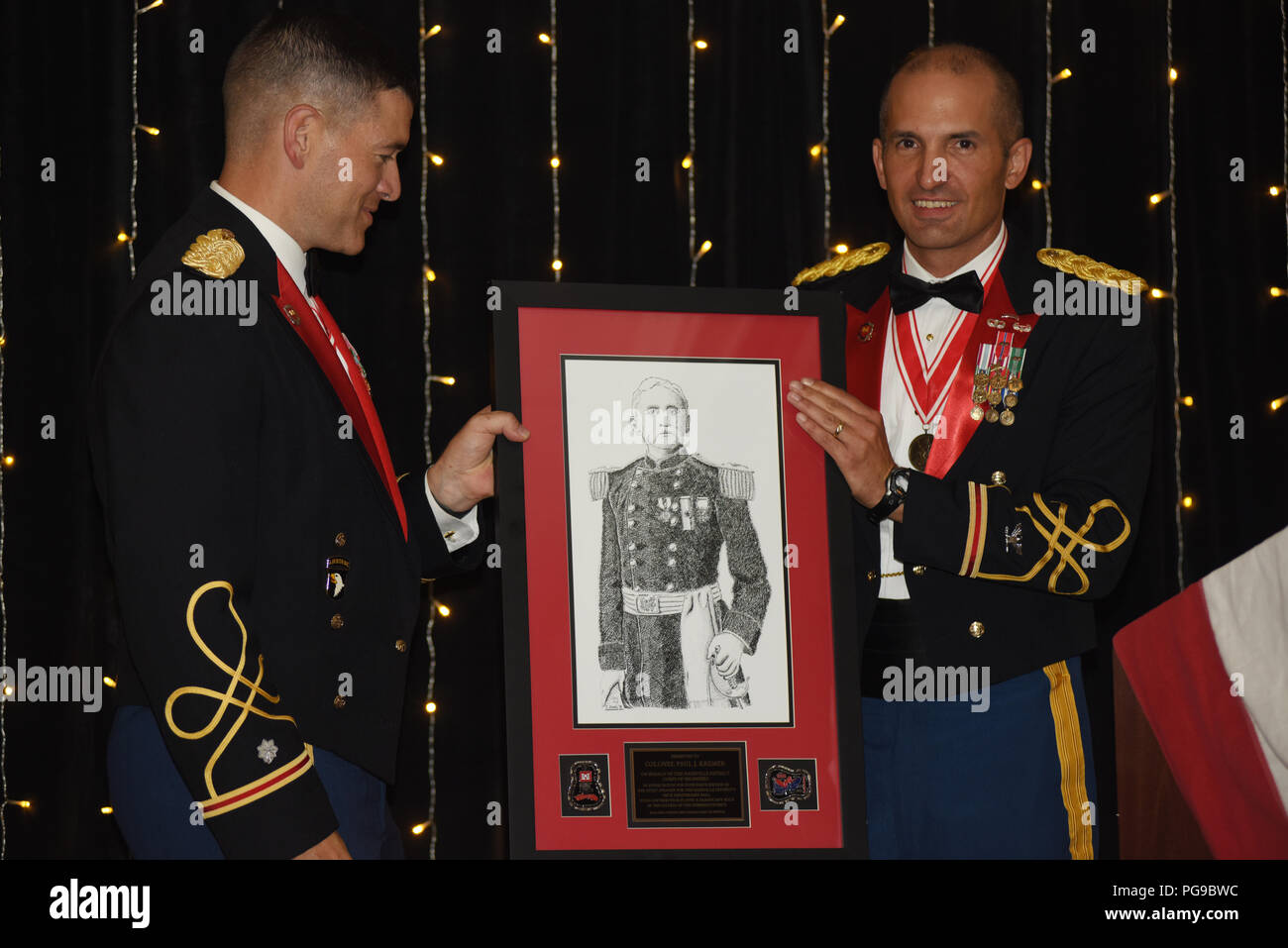 Lt. Col. Cullen Jones (Left), U.S. Army Corps of Engineers Nashville ...