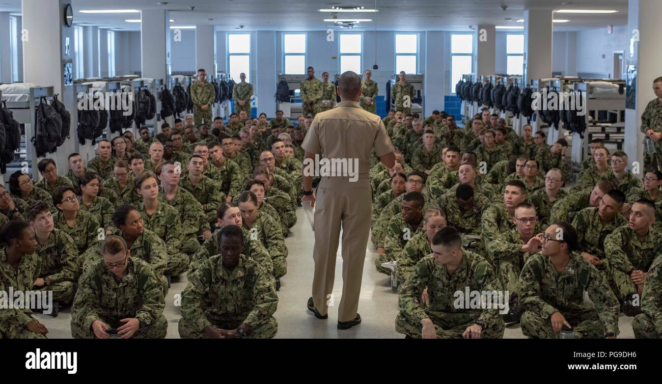Uss hopper recruit barracks at recruit training command rtc here hi-res ...