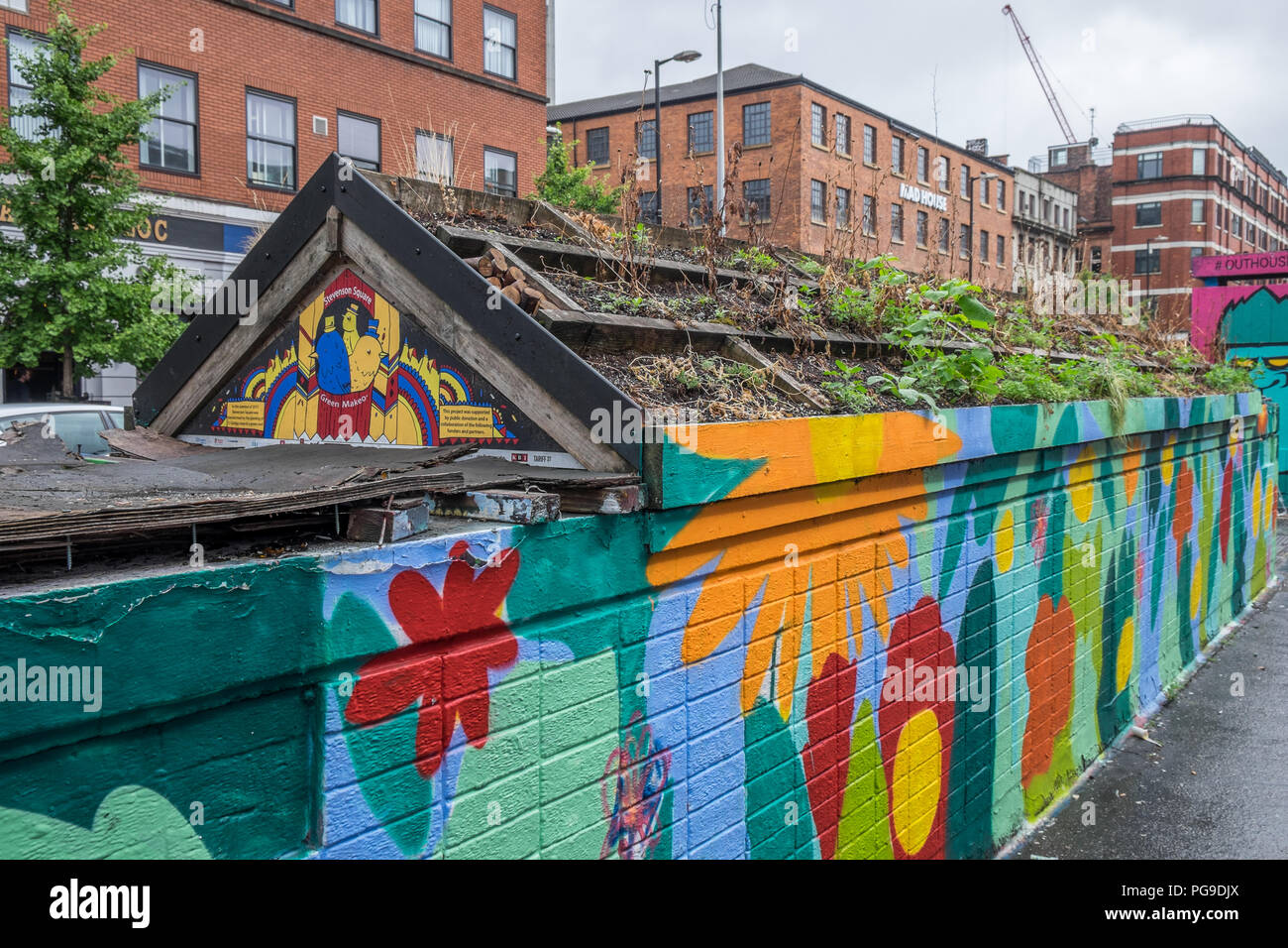 Green roof gardens in Stevenson square Manchester Stock Photo - Alamy