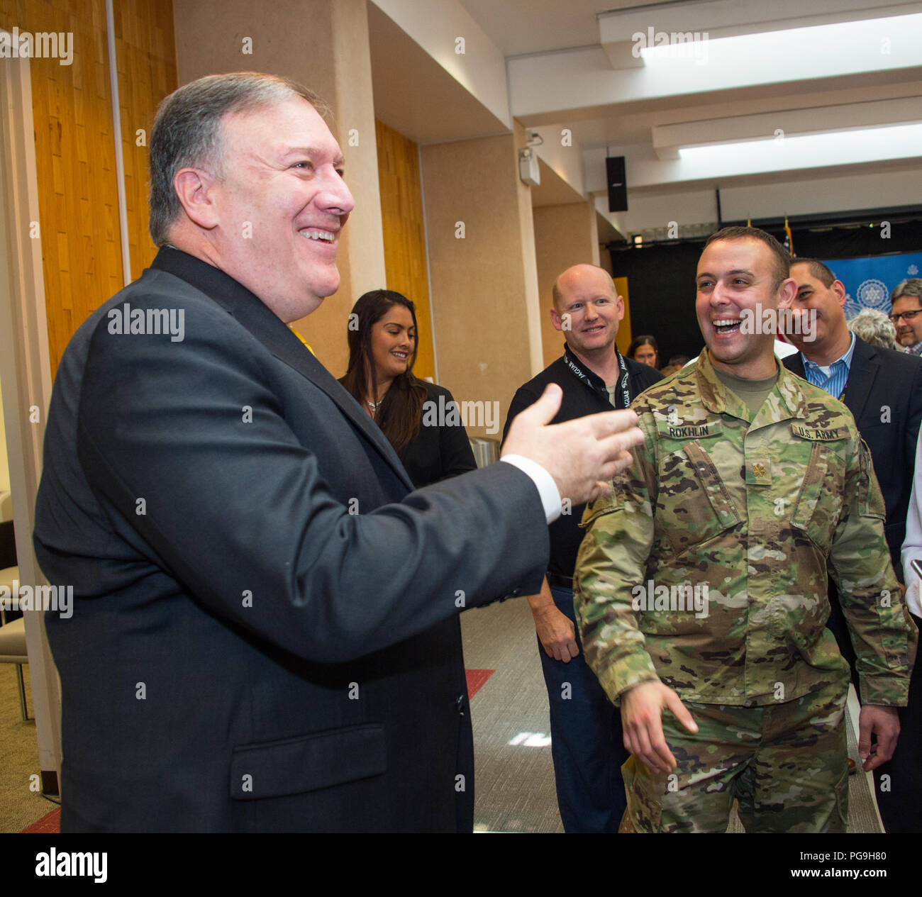 Embassy riyadh hi-res stock photography and images - Alamy