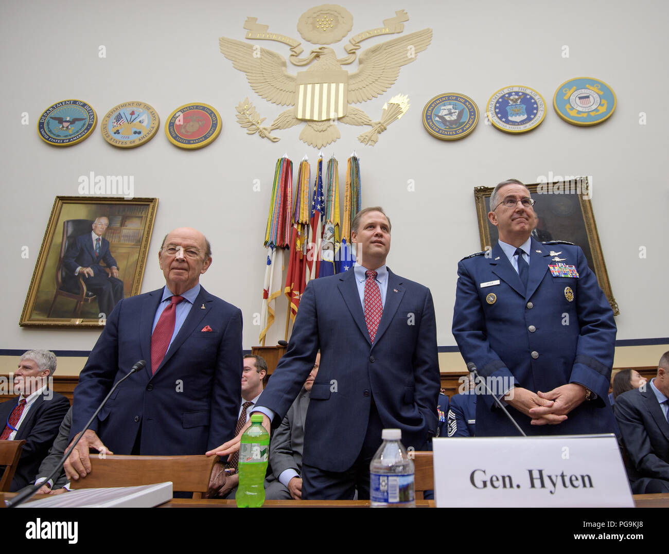 Government command center hi-res stock photography and images - Alamy