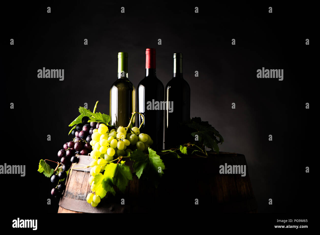 Bar ow hi-res stock photography and images - Alamy