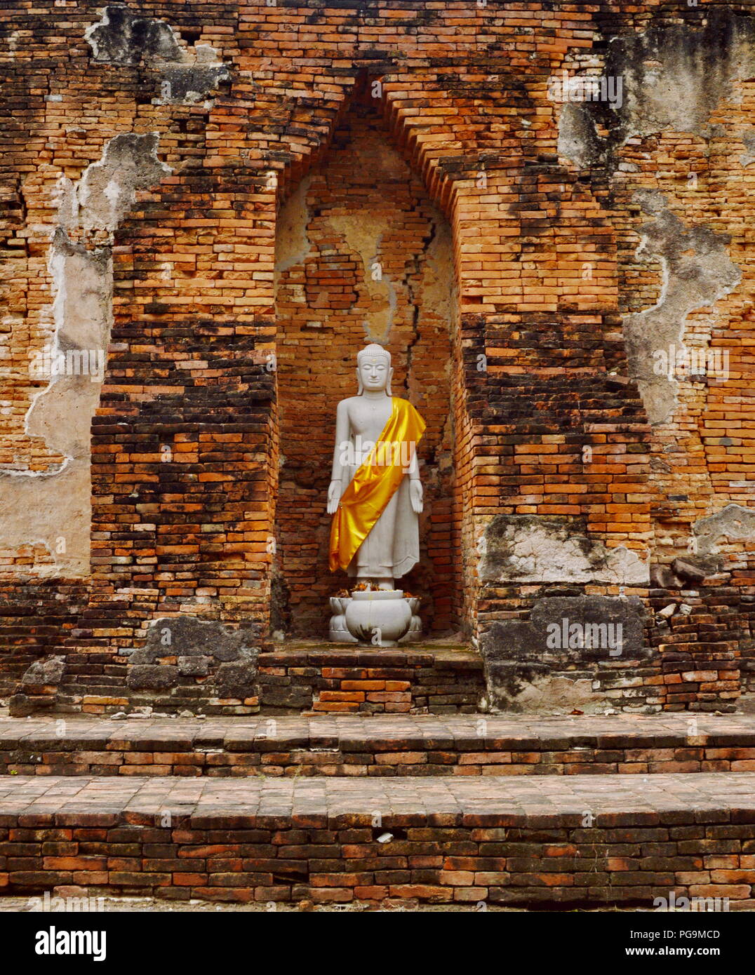 Mathura buddha hi-res stock photography and images - Alamy