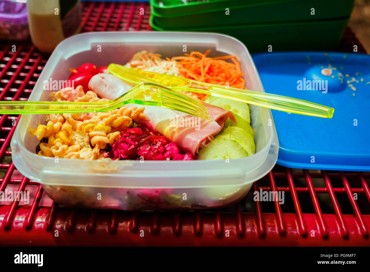 Colorful lunch container hi-res stock photography and images - Alamy