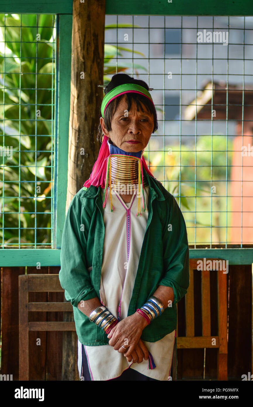 Elongating neck hi-res stock photography and images - Alamy