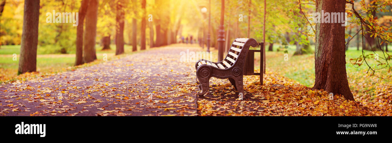 Lots of sunshine hi-res stock photography and images - Alamy